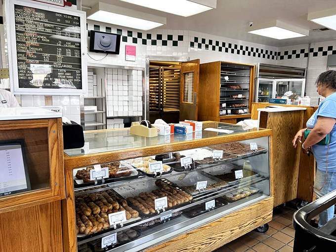Step into a time machine disguised as a bakery. The retro charm hits you faster than the sugar rush you're about to experience. It's Willy Wonka meets 1950s diner.