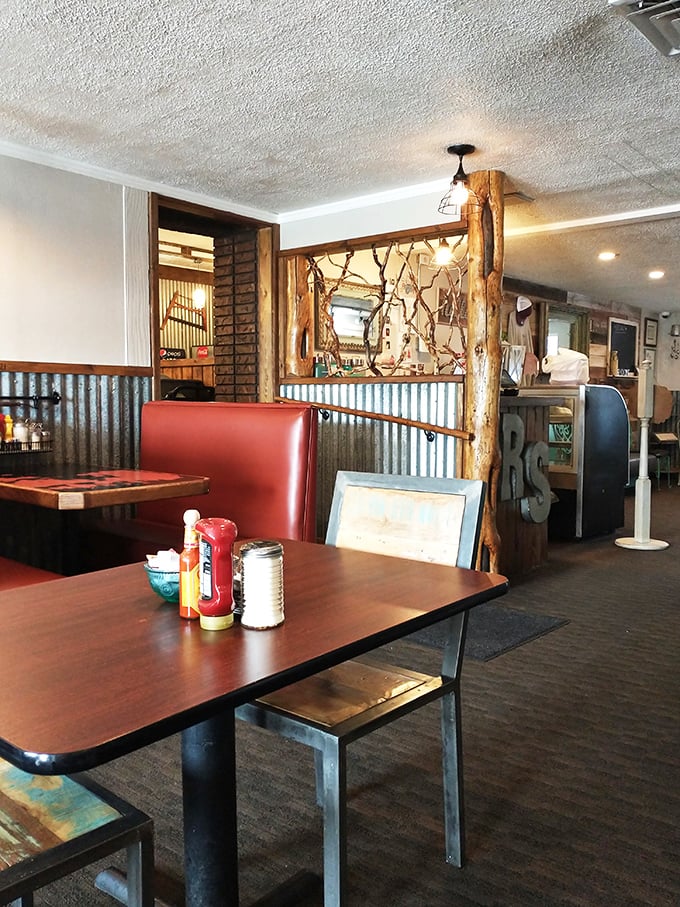 Step into a time warp of taste! The Rusted Spoon's interior is a delightful mishmash of rustic charm and mouthwatering aromas. Nostalgia never looked so delicious!