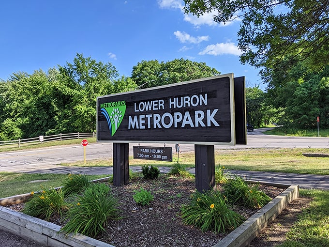Welcome to Lower Huron Metropark, where the great outdoors rolls out the green carpet. Open from 7 AM to 10 PM &ndash; Mother Nature keeps banker's hours here!