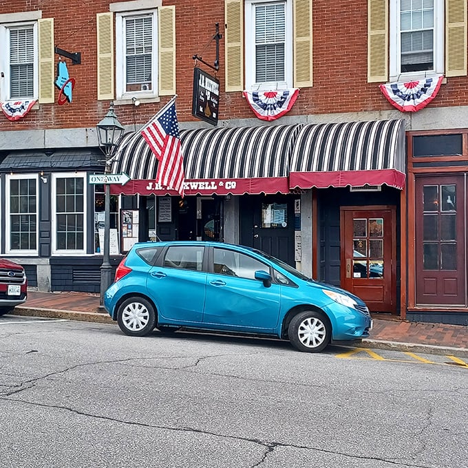 J.R. Maxwell & Co.: Where maritime history meets mouthwatering meats. This brick beauty serves up steaks with a side of coastal charm.