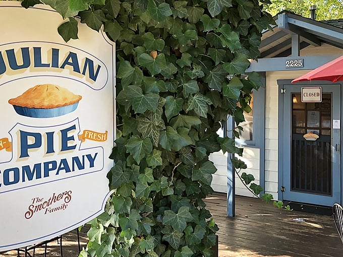 Julian Pie Company: Where apples go to fulfill their pie destiny. This cozy cottage is like a scene from a Hallmark movie.