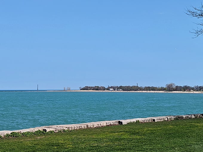 Montrose Beach: Chicago's sandy oasis! The skyline plays peekaboo while beachgoers pretend they're extras in a tropical movie set.