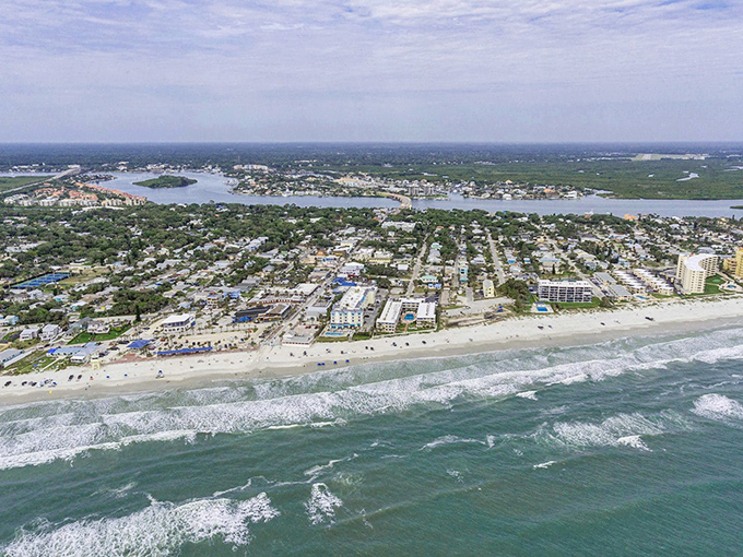 New Smyrna Beach: Surf's up! This bustling beach town is a paradise for wave riders and sun worshippers alike.