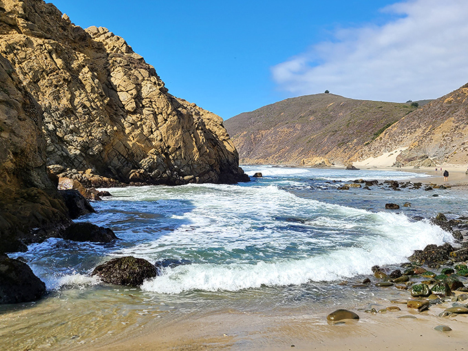 Pfeiffer Beach's rock arch: Mother Nature's attempt at modern art. Michelangelo would be jealous of this masterpiece carved by wind and waves.