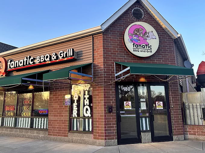 Q Fanatic: Where the 'Q' stands for "Quit your diet." This brick-faced barbecue haven looks innocent, but inside lurks a flavor explosion waiting to happen.