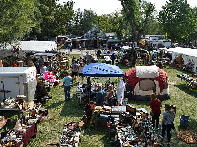 Sparks Flea Market: Where time stands still, but the deals keep rolling. It's Antiques Roadshow meets Woodstock!