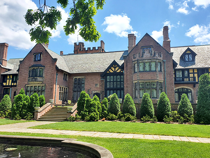 Stan Hywet Hall: Proof that the American Dream comes with turrets. This Tudor Revival mansion is Midwest meets "Masterpiece Theater."