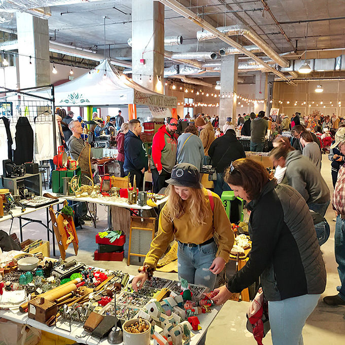 Strings of lights and endless delights! The Urban Flea Market is where hipsters and history buffs unite in a treasure-hunting tango.