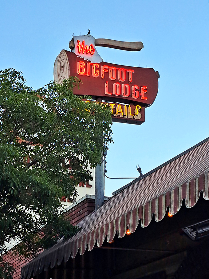 Where lumberjacks meet mixologists: Bigfoot Lodge serves up woodland whimsy with a splash of urban sophistication. No hiking boots required!