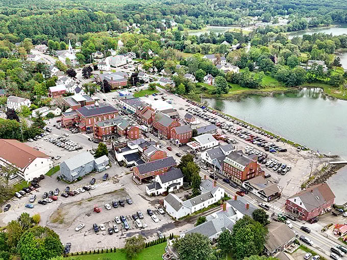 Park the car and take a stroll! You'll love the historic architecture and beautiful river views in downtown Damariscotta.