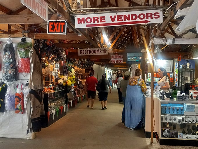 Fall foliage meets bargain bonanza at La Vaquita. It's like autumn and your favorite yard sale had a beautiful, budget-friendly baby.