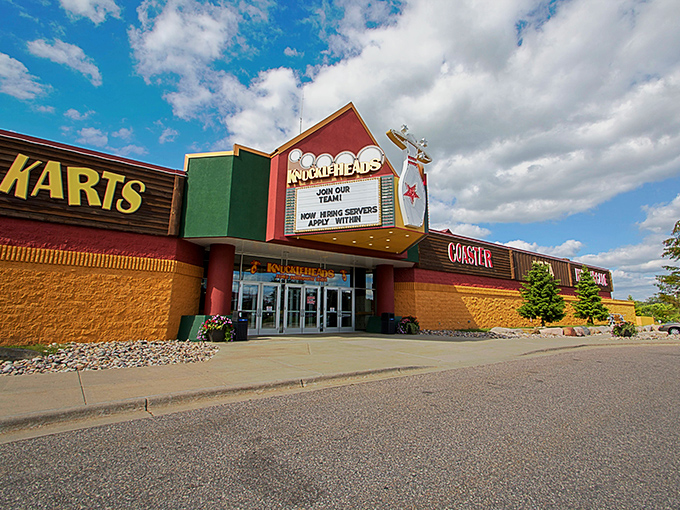 Part circus, part pizzeria, all fun. Knuckleheads serves up a slice of childhood with a side of "Did I really just do a backflip?"