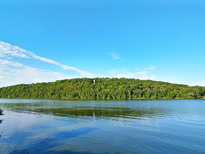 Lowden's serene waters reflect the sky like a mirror. It's as if the heavens decided to take a refreshing dip in Illinois.