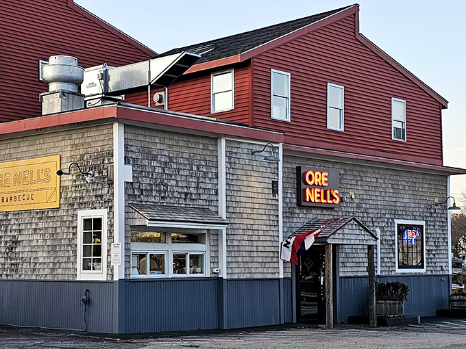 This place screams "y'all come back now, ya hear?" in a perfect Down East accent. Smoky magic in every bite!