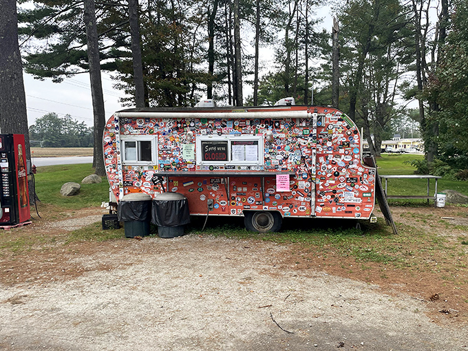 Talk about a food truck with character! It's like Route 66 met a BBQ pit and had a deliciously quirky baby.