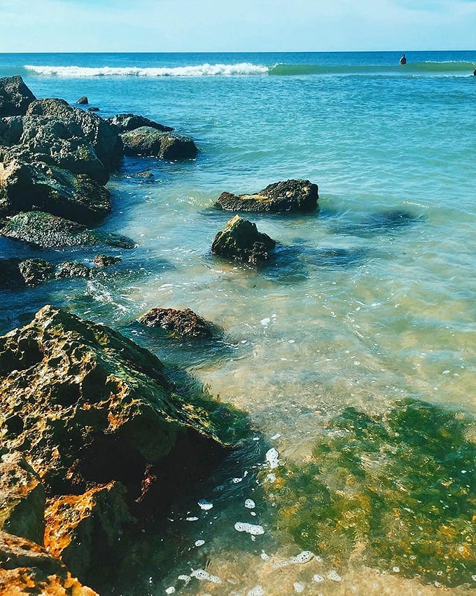 Fifty shades of blue! Captiva's crystal-clear waters are so inviting, you'll swear Mother Nature cranked up the saturation just for you.