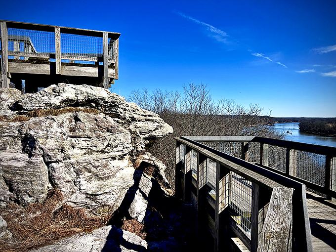 Mother Nature's sculpture garden on full display. These rock formations have more character than a Scorsese film cast.