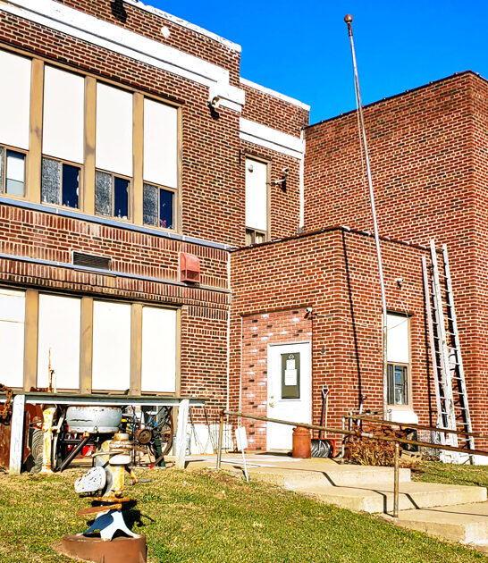 3 story store wisconsin ftr