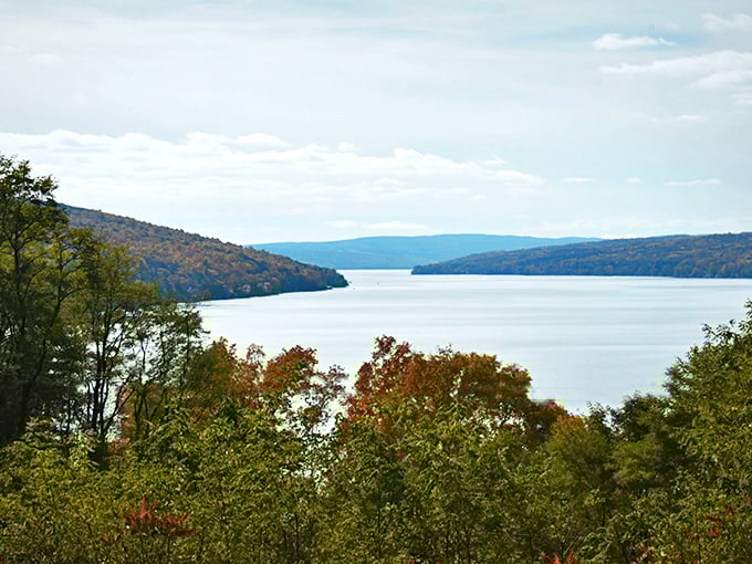 Y marks the spot! Keuka's unique Y-shape is nature's way of saying, "You've got options, folks!" Pick your perfect panorama.