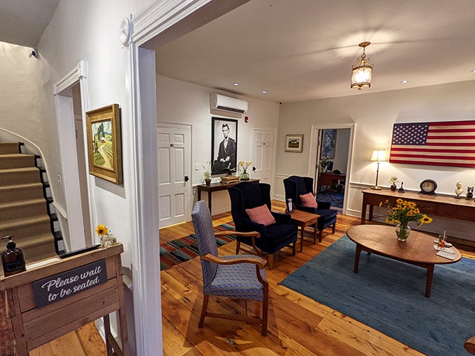 Norman Rockwell meets Martha Stewart in this cozy common area. It's like your coolest grandma's living room got a modern makeover.