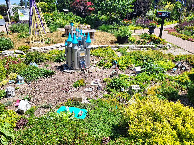 Honey, I shrunk the garden! This miniature masterpiece proves good things come in small packages &ndash; it's a Lilliputian landscape that would make Gulliver do a double-take.