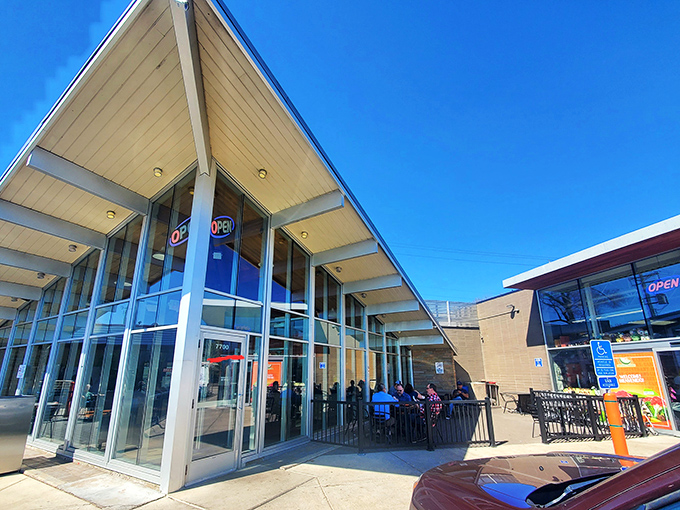 Andale Taqueria: Part restaurant, part market, all delicious. It's like stumbling into a slice of Mexico City right in the heart of Richfield.