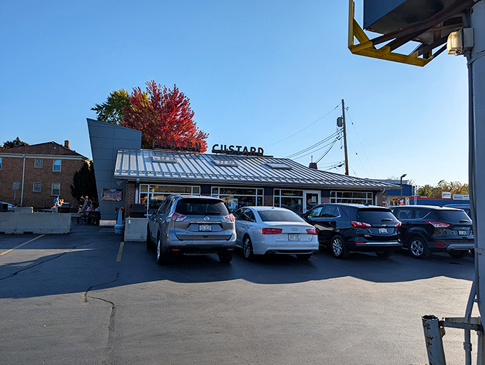 Gilles: Where time stands still and custard flows freely. This retro stand is like finding a mint-condition classic car.