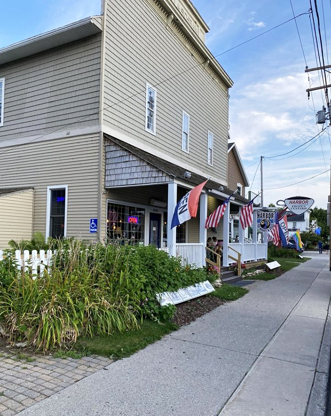 Harbor Fish Market & Grille: Quaint charm meets maritime flavor! This cozy spot looks like it sailed right out of a postcard.