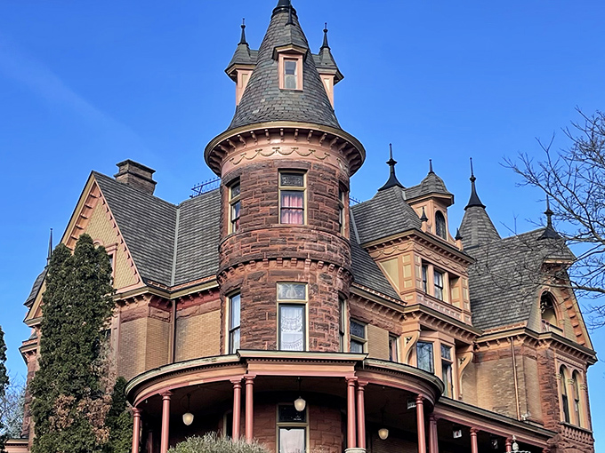 Henderson Castle: Where Victorian elegance meets Midwest hospitality. Bonus: no risk of being sent to the dungeons!