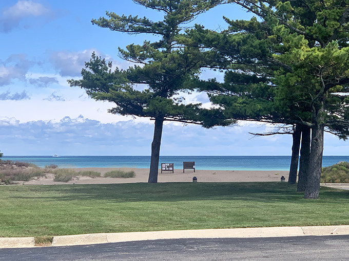 Illinois Beach Resort: Lake views so good, you'll forget you're in the Prairie State. It's the Midwest's answer to those fancy overwater bungalows.