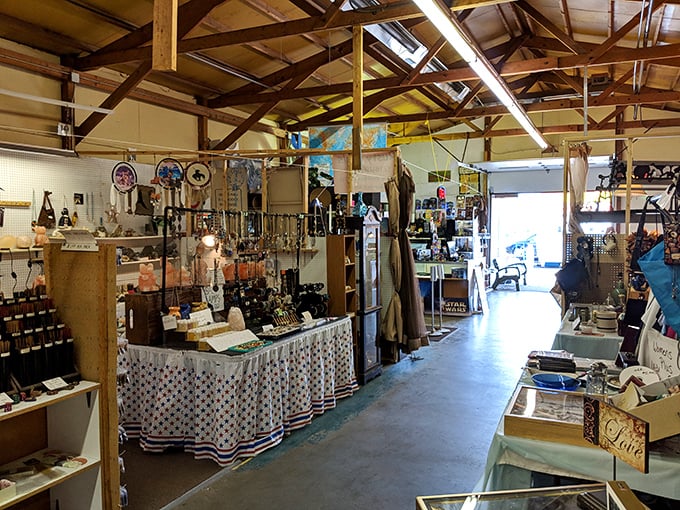 Jamie's indoor market: Where vintage meets variety. It's like your attic decided to throw a party and invited all its coolest friends.