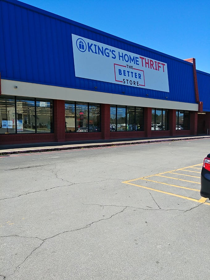 All hail the King of Thrift! This royal blue facade promises a treasure trove fit for bargain-hunting nobility. Crown jewels at pauper prices!