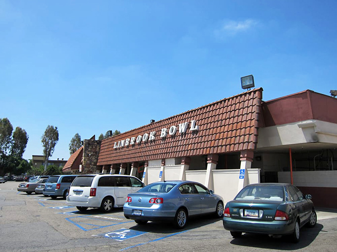 Linbrook Bowl: Where time stands still and the coffee's always hot. This Anaheim gem serves up nostalgia by the cupful.