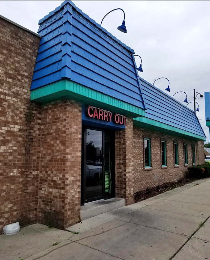 Mariscos El Veneno: Ocean flavors, landlocked location! This seafood haven proves you don't need a beach to catch wave after wave of deliciousness.