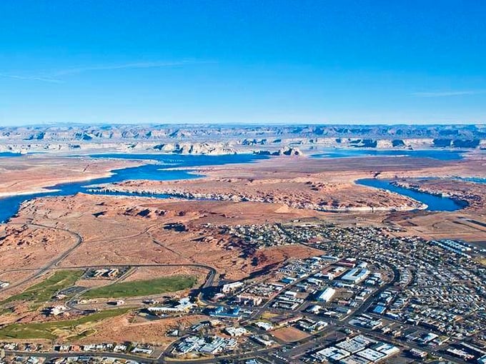 Page's Lake Powell: Imagine the Grand Canyon filled with water. That's Lake Powell for you – a geological masterpiece with a refreshing twist.