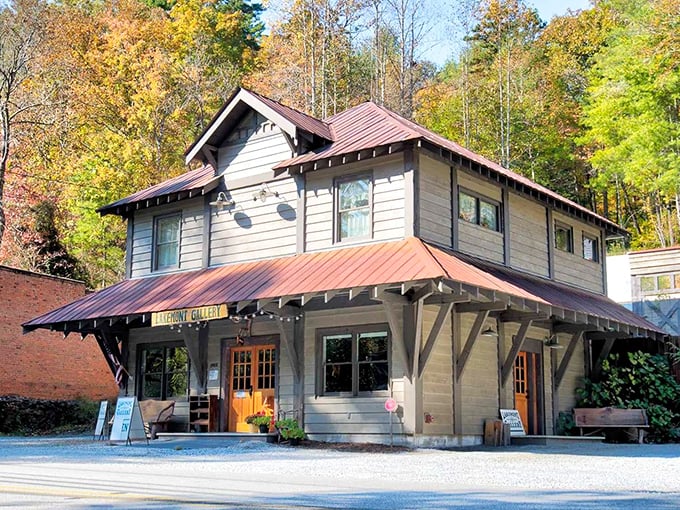 Who needs the Swiss Alps when you've got Lakemont? This mountain retreat is serving up views with a side of Southern comfort.