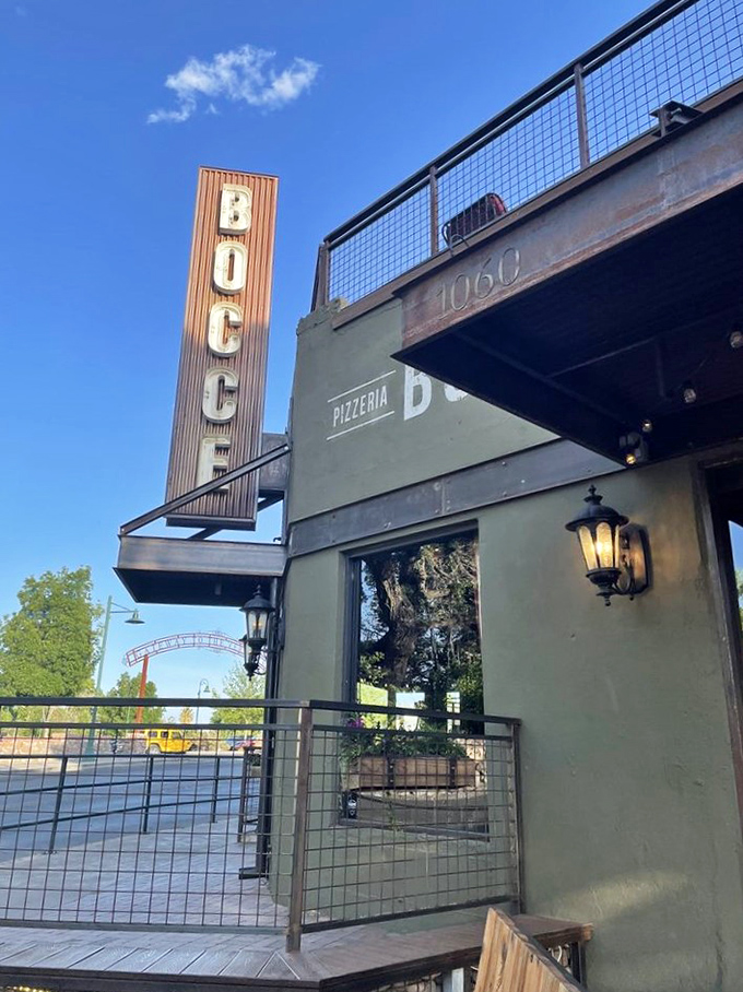 Wood-fired perfection in a postcard-perfect setting. It's like someone bottled up the essence of Italy and uncorked it in Arizona.