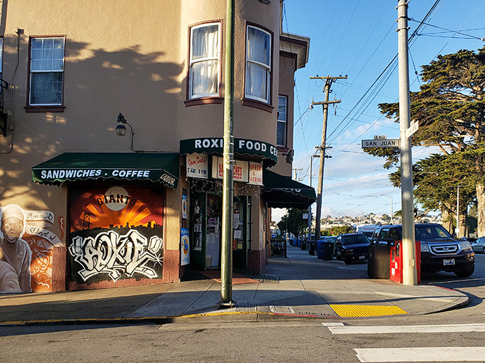 Where old-school meets new-school cool. Roxie's sandwiches are so good, they might just bridge the generation gap!