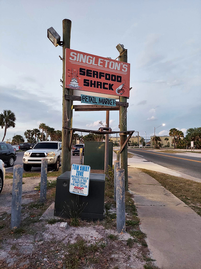 Warning: Singleton's seafood may cause spontaneous happy dances. Don't fight it &ndash; everyone's doing it!