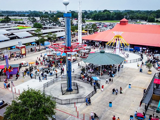 Part flea market, part amusement park, all Texas-sized fun! Traders Village Houston is where shopping meets sky-high thrills.