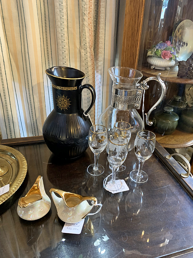 Raise a glass to the past! This elegant ensemble could turn your next dinner party into a scene from "The Great Gatsby."