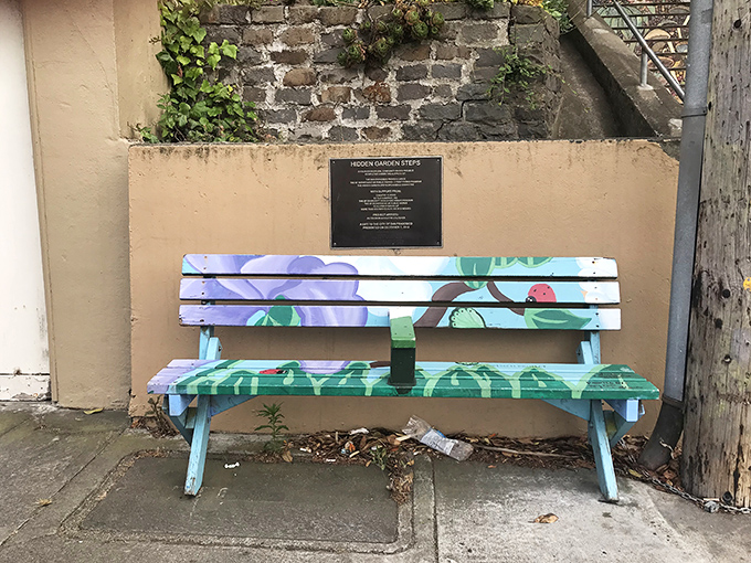 This bench isn't just a place to rest&mdash;it's a work of art. It's like Mother Nature and Picasso had a colorful collaboration.