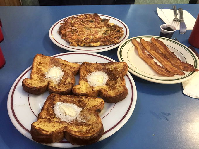 Golden-brown French toast and crispy bacon &ndash; a breakfast duet that hits all the right notes. Move over, Simon and Garfunkel!