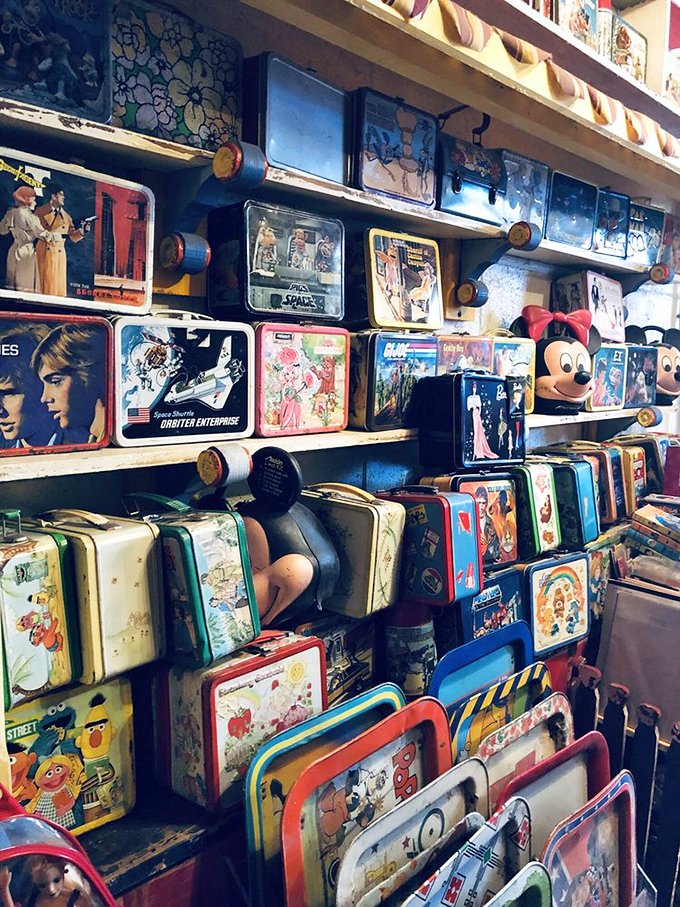 Lunchboxes, lunchboxes everywhere! From Luke Skywalker to Lone Ranger, these metal marvels are a pop culture history lesson you can carry.