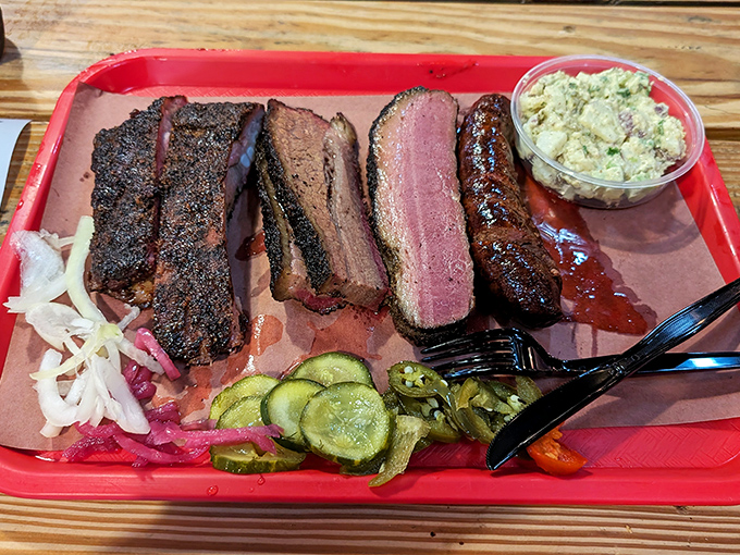 Holy smokes! This platter is what BBQ dreams are made of. It's so pretty, you almost don't want to eat it. Almost.