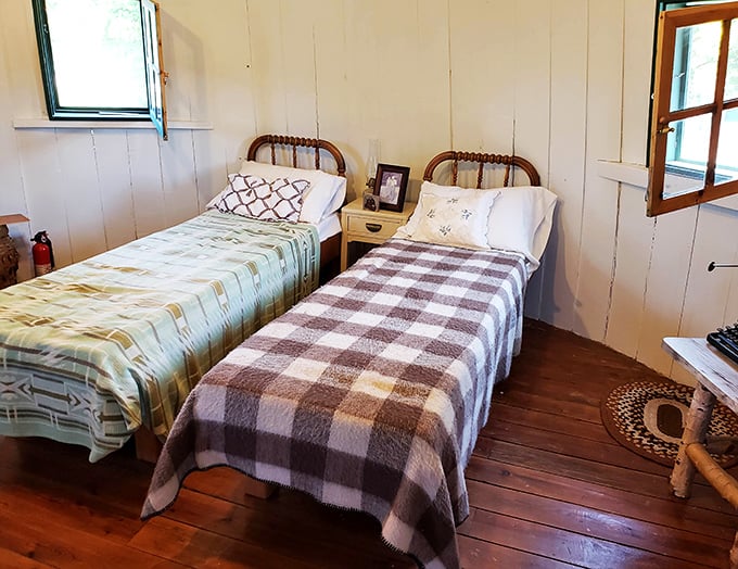 Cozy quarters fit for a pickle prince! The bedroom might be snug, but it's bursting with rustic charm that would make even a sardine feel spacious.
