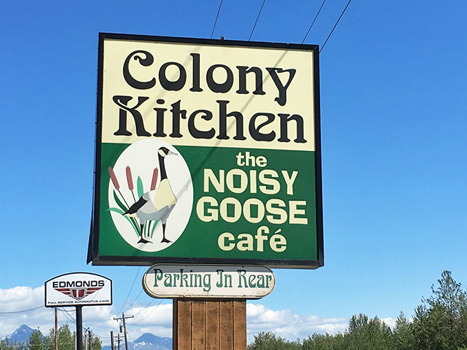 The sign says it all - Colony Kitchen meets The Noisy Goose. It's like a sitcom crossover, but with more delicious outcomes!