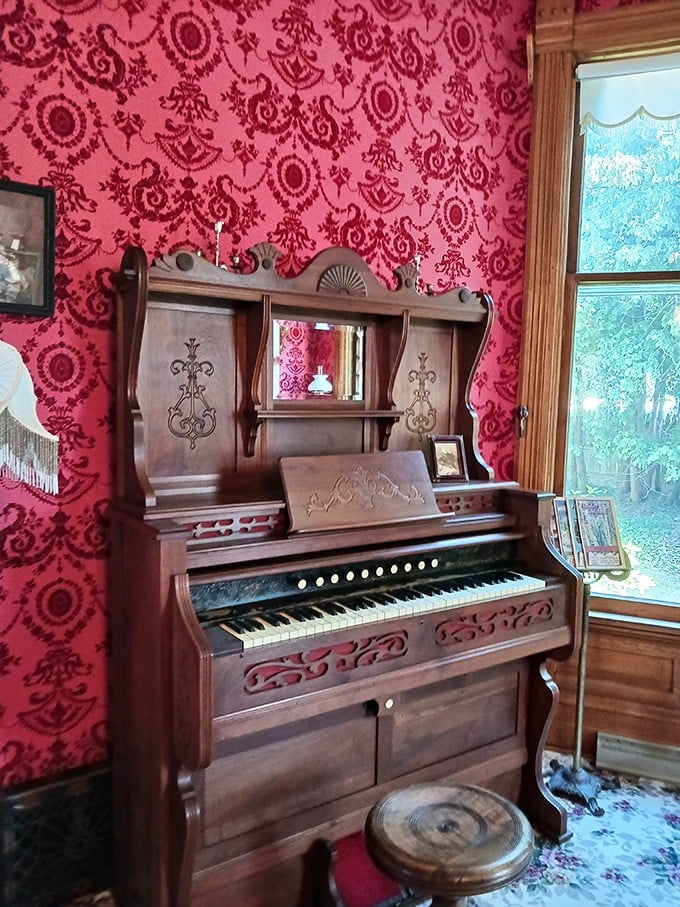 Tickle the ivories and channel your inner Liberace. This vintage organ is the perfect soundtrack for your Victorian time-travel adventure - no powdered wig required!