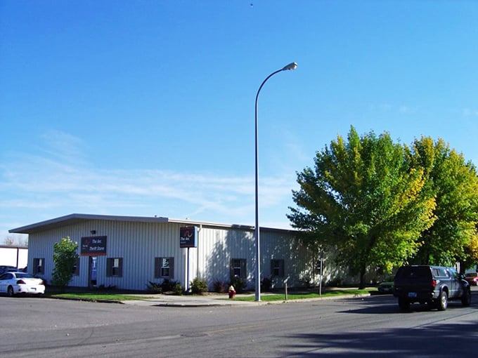 Arc Park Avenue: Where fashion goes for its second act. It's like Broadway for clothes, complete with unexpected plot twists in every aisle.