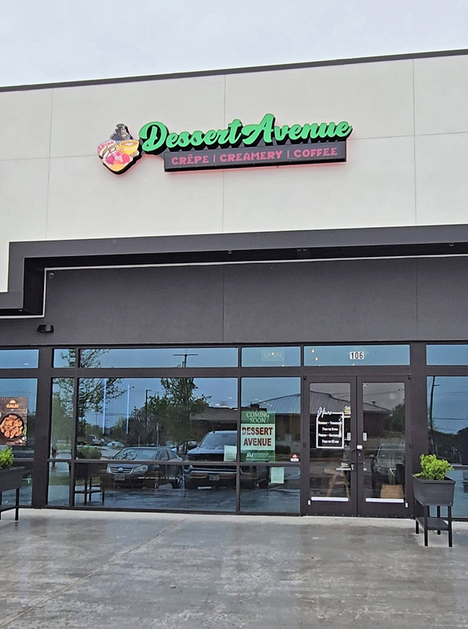 Dessert Avenue: Where cr&ecirc;pes meet scoops in perfect harmony. It's like the United Nations of desserts, but with less paperwork. 